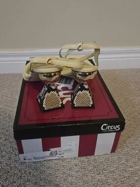 Circus by Sam Edelman | Shoes | Circus By Sam Edelman Pale Yellow ...